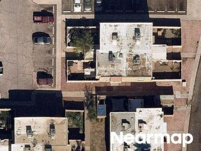 E Pueblo Ave