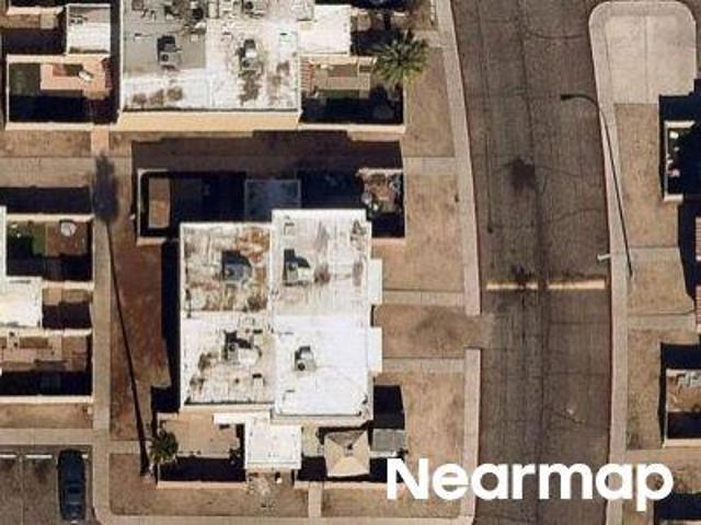 E Pueblo Ave