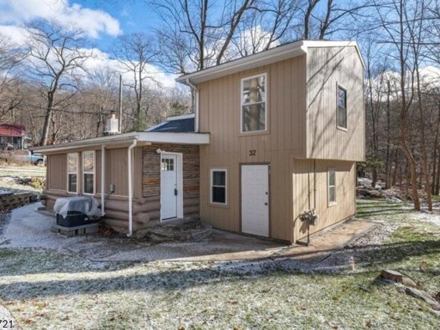 E Park Dr, West Milford, Home For Sale