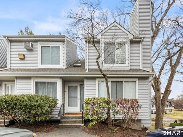 E Pembroke Rd Unit,danbury, Home For Sale