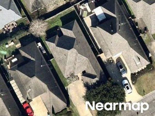 E Pine Grove Ct