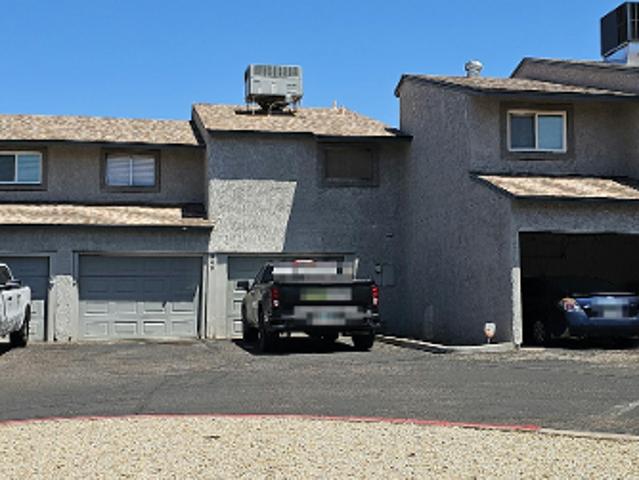 E Ponderosa Ln