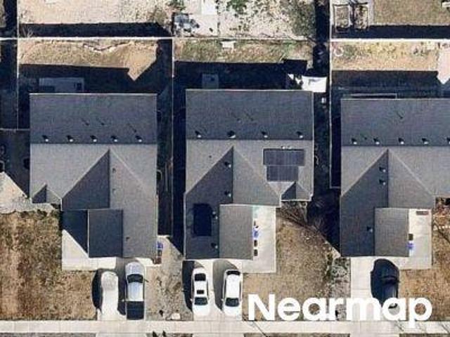 E Prairie Ln