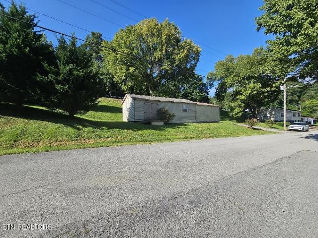 E Race St, Kingston, TN 37763
