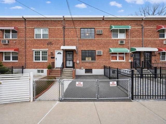 E Rd St, New York, Home For Sale