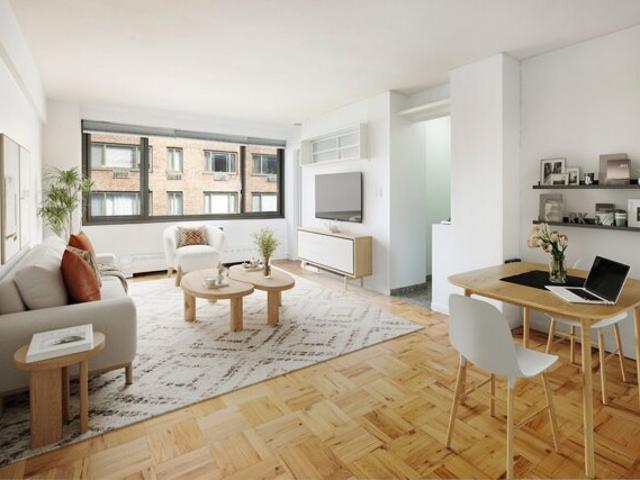 E Rd St Apt Wb, New York, Home For Sale
