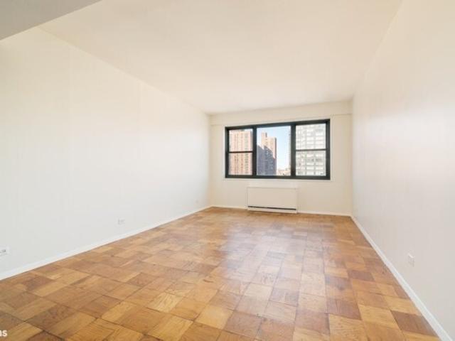 E Rd St Apt A, Manhattan, Home For Sale