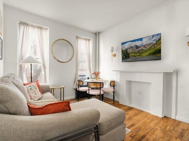 E Rd St Apt A, New York, Property For Sale