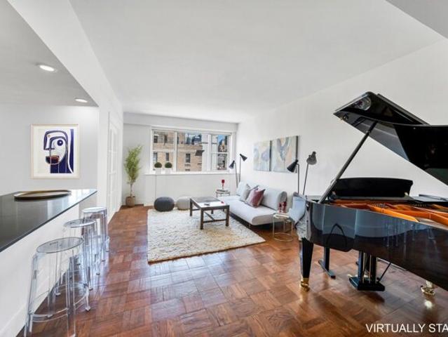 E Rd St Apt B, New York, Home For Sale