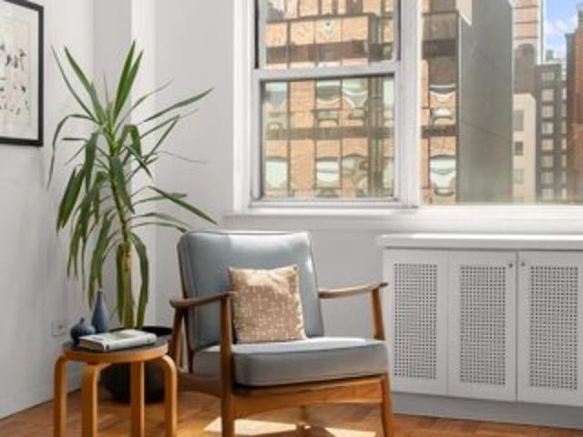 E Rd St Apt B, New York, Property For Sale