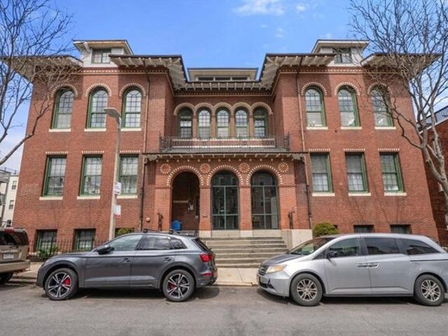 E Rd St Apt,boston, Condo For Sale