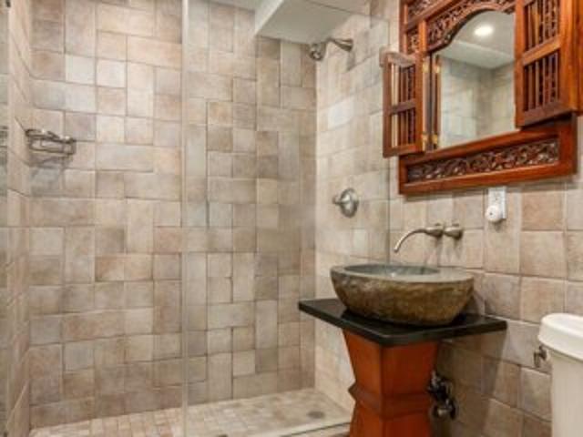 E Rd St Apt C, Manhattan, Property For Sale