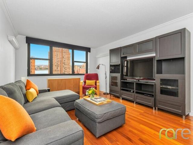 E Rd St Apt G, Manhattan, Property For Sale