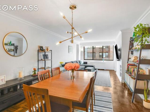E Rd St Apt J, Manhattan, Property For Sale