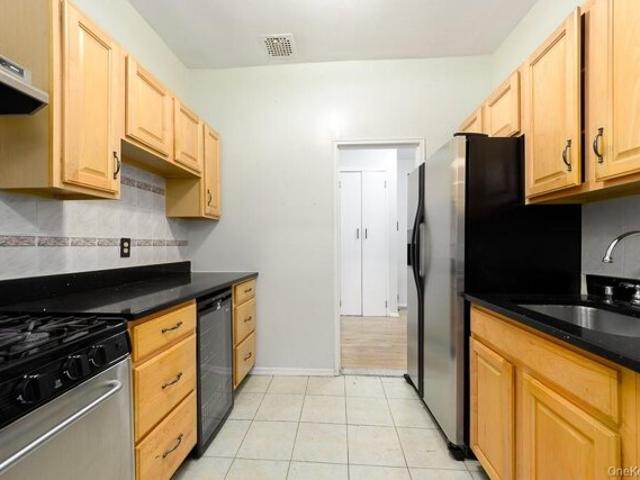 E Rd St Apt L, Brooklyn, Property For Sale