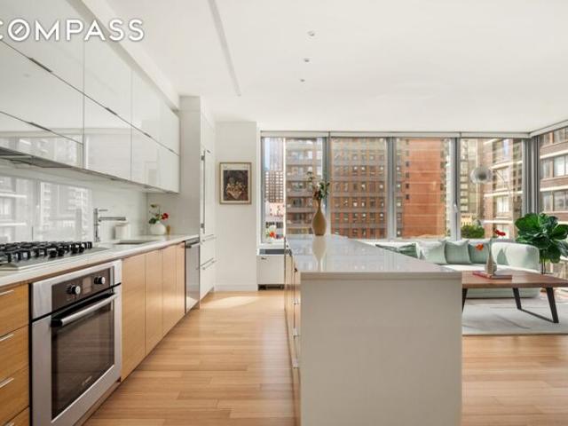 E Rd St Apt N, Manhattan, Condo For Sale