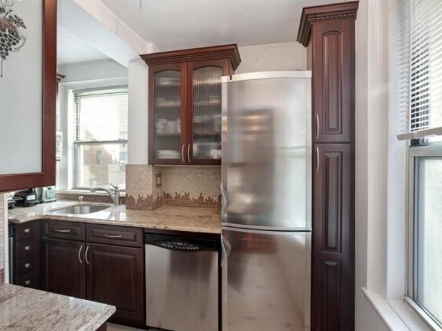 E Rd St Apt,new York, Property For Sale