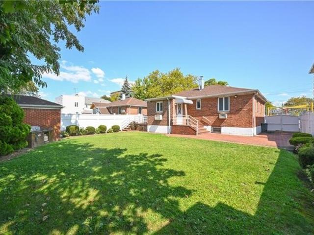 E Rd St, Brooklyn, Home For Sale
