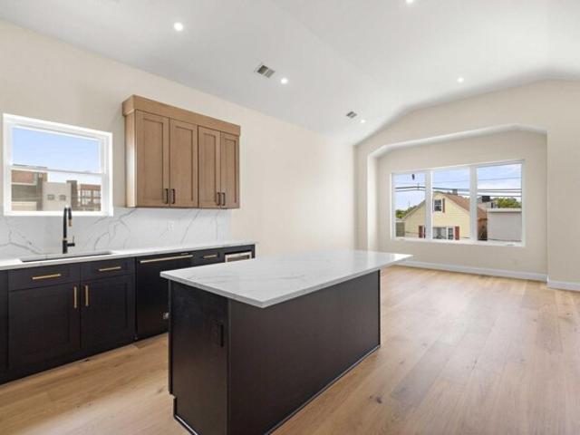 E Rd St Unit,bayonne, Condo For Sale