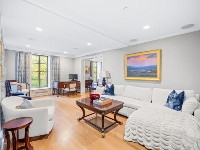 E Rd St Unit Dg, New York, Condo For Sale