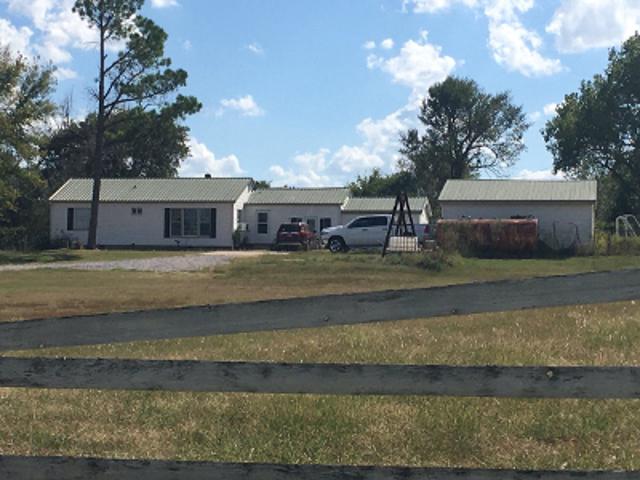 E Riddle Rd