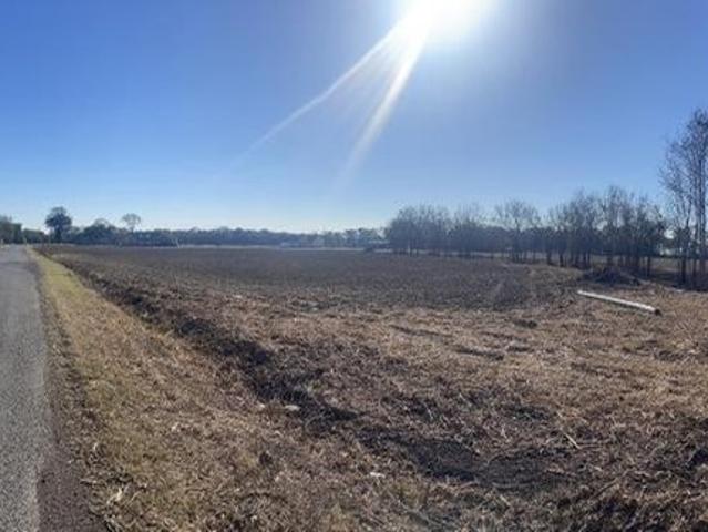E Rosemary Rd, Cleveland, MS 38732