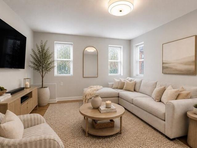 E St Apt,boston, Condo For Sale