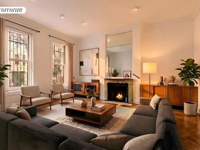 E St St, New York, Home For Sale