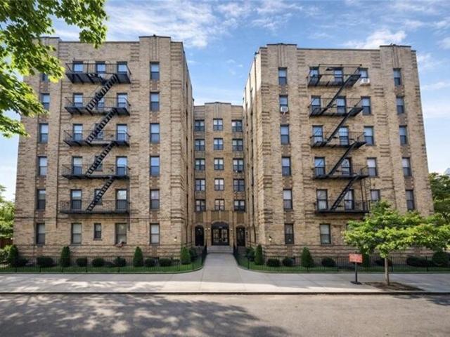 E St St Apt C, Brooklyn, Property For Sale