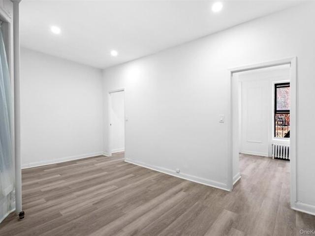 E St St Apt,new York, Property For Sale