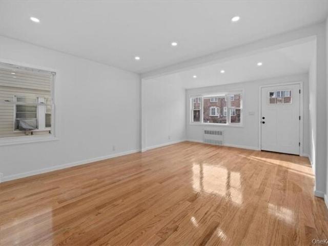 E St St, Brooklyn, Home For Sale