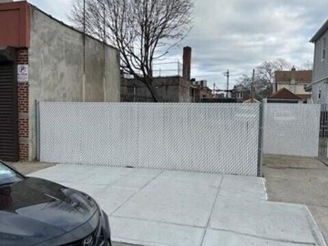 E St St, Brooklyn, Plot For Sale