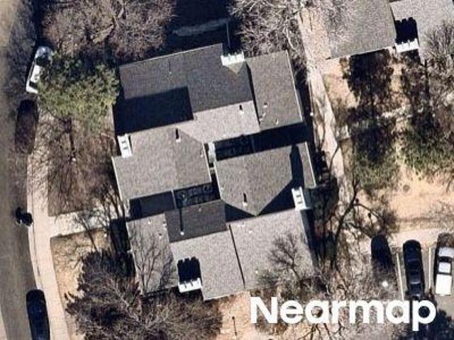 E Stanford Cir