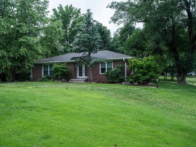 E State Road 61, Vincennes, IN 47591