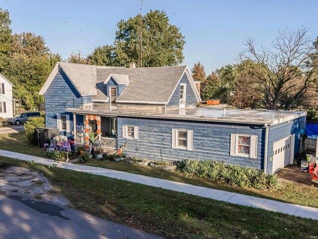 E Sycamore St, Silver Lake, Home For Sale