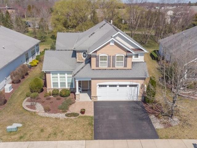 E Sagamore Dr, Farmingdale, Home For Sale