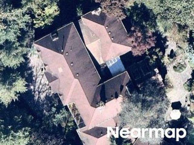 E Saddle River Rd