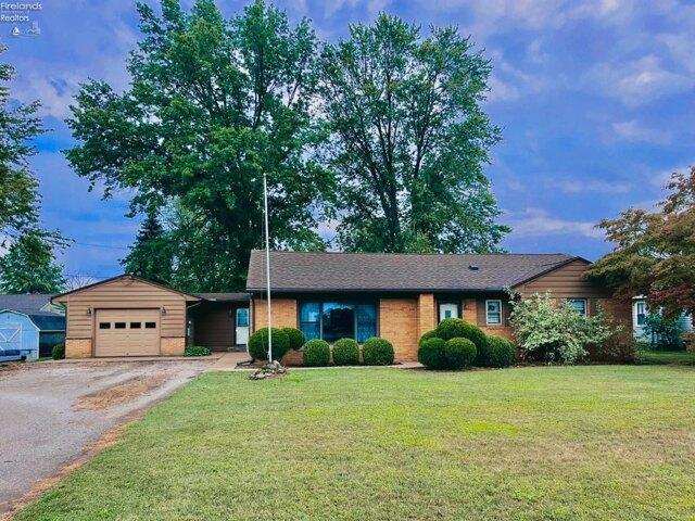 E Sand Rd, Port Clinton, Home For Sale