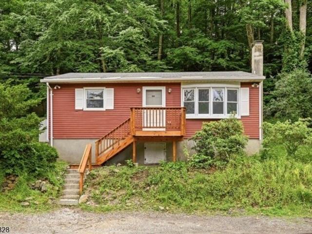 E Shore Dr, Vernon, Home For Sale