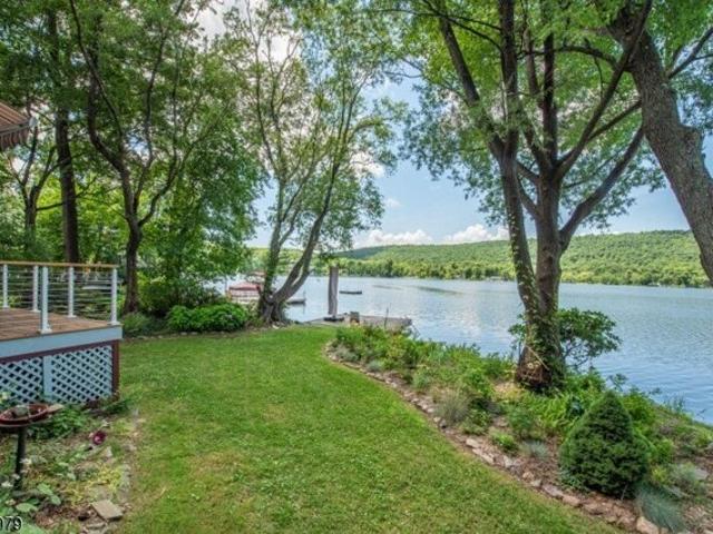 E Shore Lake Owassa Rd, Frankford Township, Home For Sale