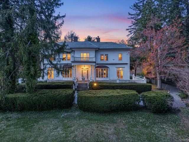 E Shore Rd, Kings Point, Home For Sale