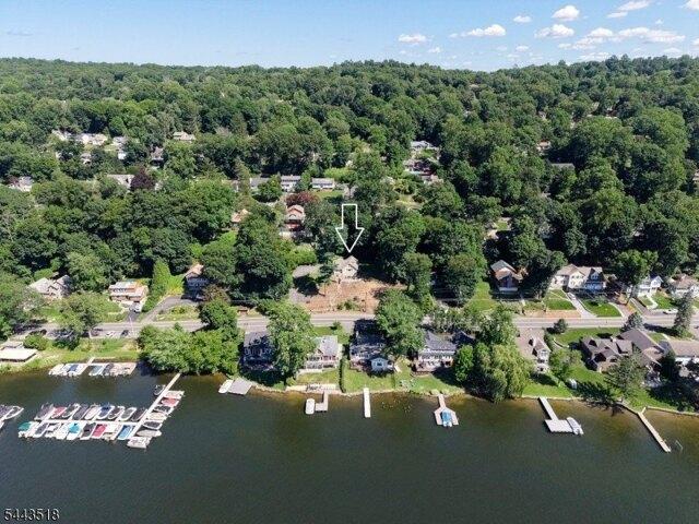 E Shore Trl, Sparta, Home For Sale