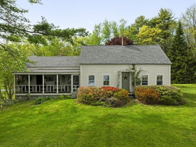 E Side Rd, Boothbay, Home For Sale