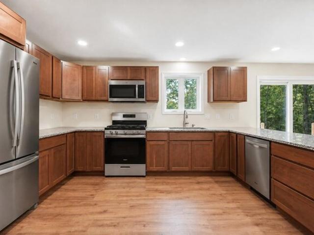 E Side Trl, Oakland, Home For Sale