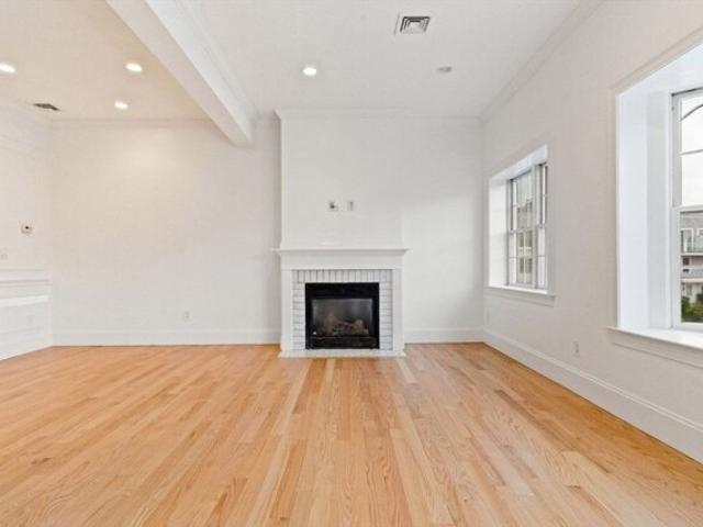 E Sixth St Unit,boston, Condo For Sale