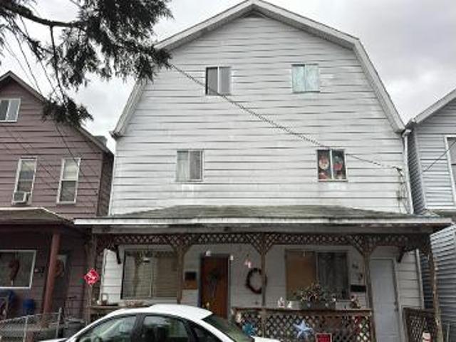 E South St