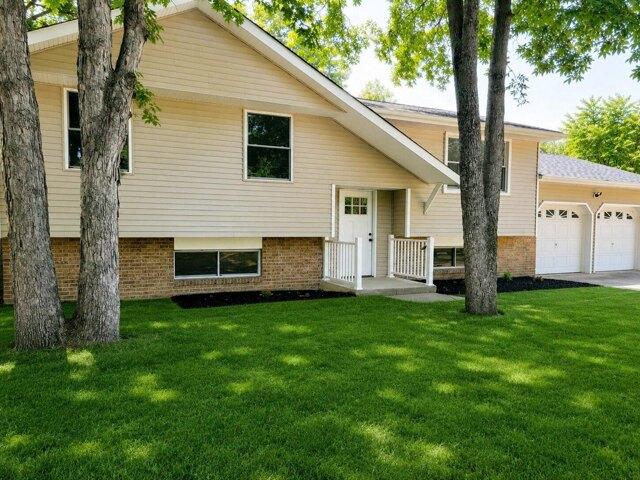 E Taunton Ave, West Berlin, Home For Sale