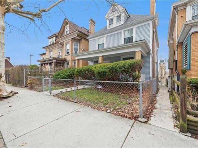 E Th Ave, Homestead, Home For Sale
