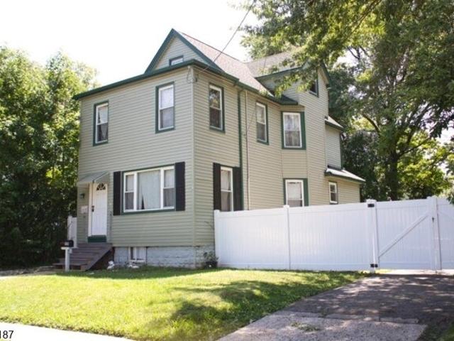 E Th Ave, Roselle, Home For Sale