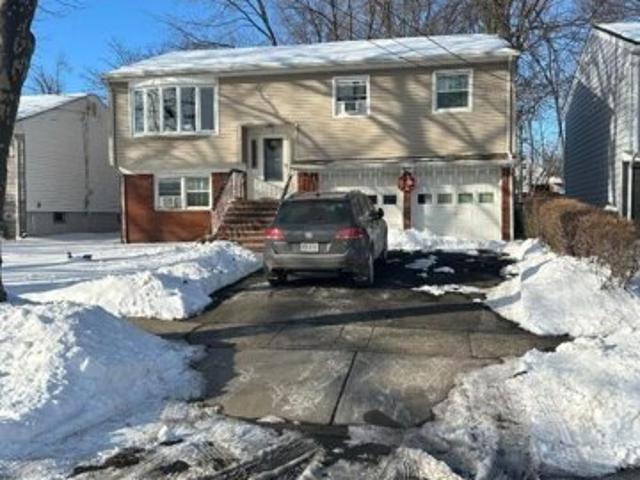 E Th Ave, Roselle, Home For Sale